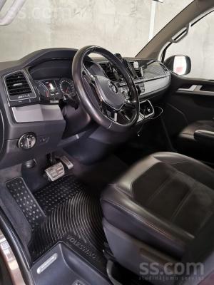 Brown Volkswagen Multivan 2017 in Liepaja, with an engine capacity of 2.00 L and mileage of 196 thousand km for 25500 €, photo 6 on AUTOMOTO.COM.LV