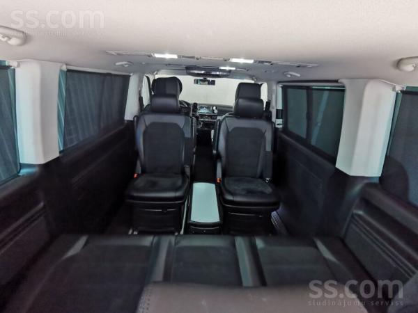 Brūns Volkswagen Multivan 2017 Liepāja, ar dzinēja tilpumu 2.00 L un nobraukumu 196 tūkst. km par 25500 €, foto 10 vietnē AUTOMOTO.COM.LV