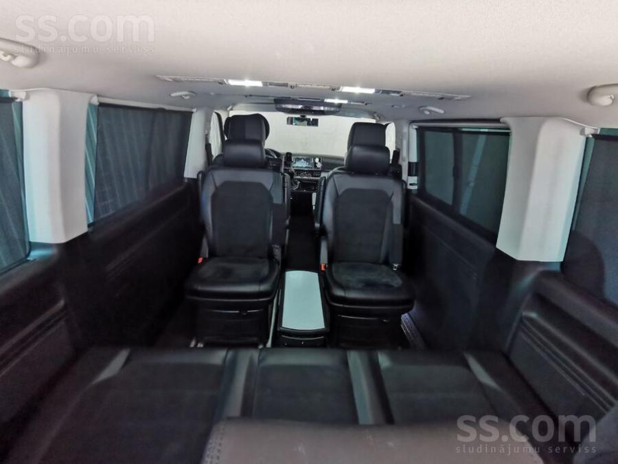 Brown Volkswagen Multivan 2017 in Liepaja, with an engine capacity of 2.00 L and mileage of 196 thousand km for 25500 €, photo 11 on AUTOMOTO.COM.LV