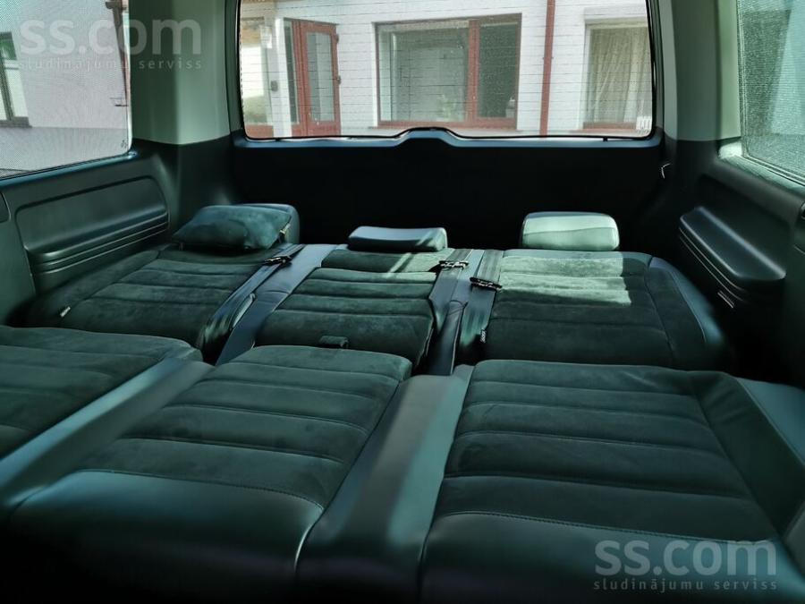Brown Volkswagen Multivan 2017 in Liepaja, with an engine capacity of 2.00 L and mileage of 196 thousand km for 25500 €, photo 13 on AUTOMOTO.COM.LV