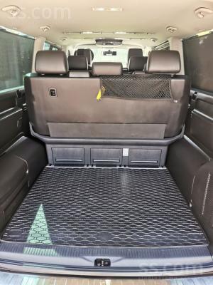Brown Volkswagen Multivan 2017 in Liepaja, with an engine capacity of 2.00 L and mileage of 196 thousand km for 25500 €, photo 15 on AUTOMOTO.COM.LV
