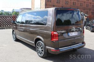 Brūns Volkswagen Multivan 2017 Liepāja, ar dzinēja tilpumu 2.00 L un nobraukumu 196 tūkst. km par 25000 €, foto 4 vietnē AUTOMOTO.COM.LV
