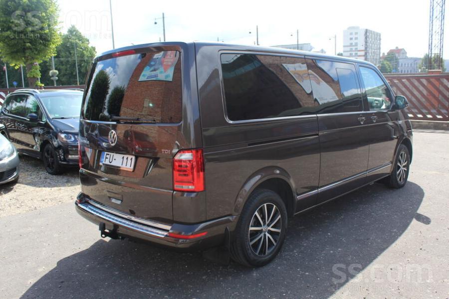 Brūns Volkswagen Multivan 2017 Liepāja, ar dzinēja tilpumu 2.00 L un nobraukumu 196 tūkst. km par 25000 €, foto 5 vietnē AUTOMOTO.COM.LV