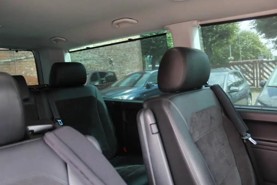 Brūns Volkswagen Multivan 2017 Liepāja, ar dzinēja tilpumu 2.00 L un nobraukumu 196 tūkst. km par 25000 €, foto 16 vietnē AUTOMOTO.COM.LV