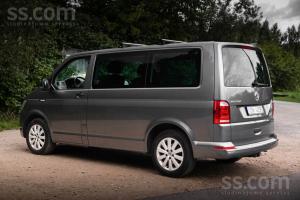 Brūns Volkswagen Multivan 2019 Rīga, ar dzinēja tilpumu 2.00 L un nobraukumu 131 tūkst. km par 26600 €, foto 7 vietnē AUTOMOTO.COM.LV