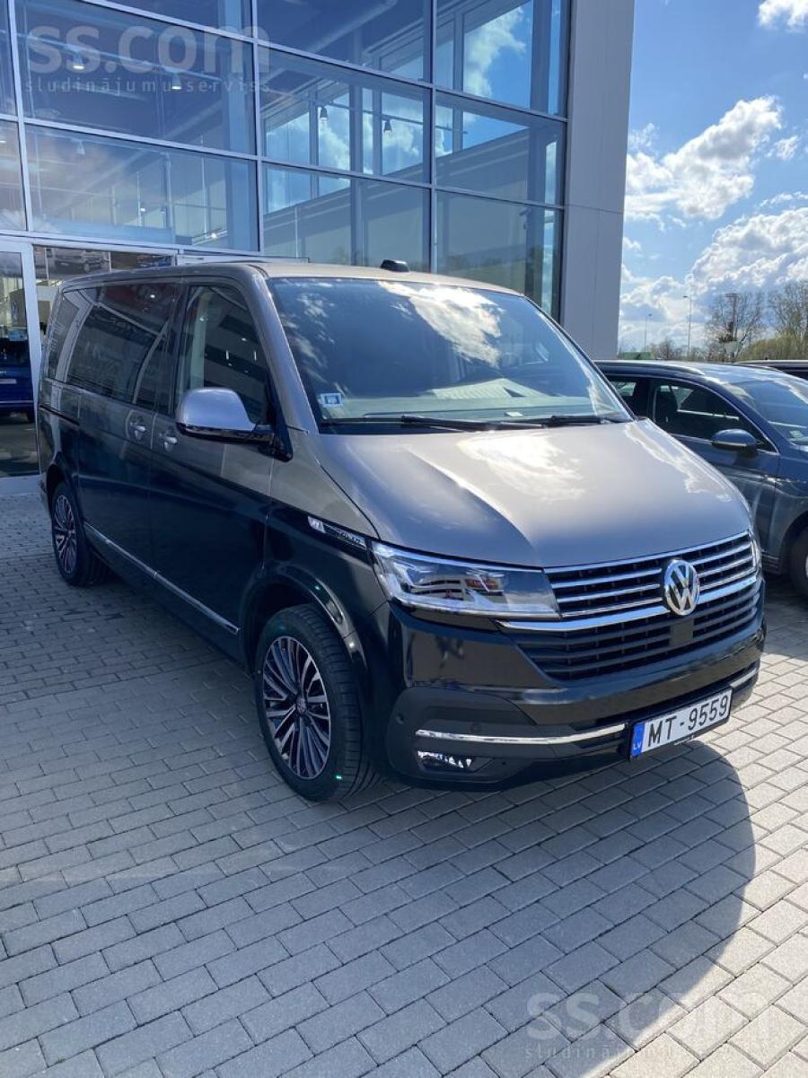 Brūns Volkswagen Multivan 2021 Rīga, ar dzinēja tilpumu 2.00 L un nobraukumu 84 tūkst. km par 49500 €, foto 1 vietnē AUTOMOTO.COM.LV