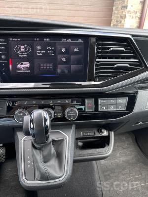 Brūns Volkswagen Multivan 2021 Rīga, ar dzinēja tilpumu 2.00 L un nobraukumu 84 tūkst. km par 49500 €, foto 12 vietnē AUTOMOTO.COM.LV
