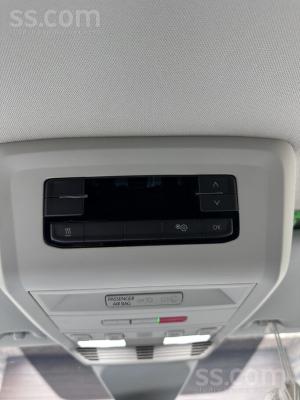 Brūns Volkswagen Multivan 2021 Rīga, ar dzinēja tilpumu 2.00 L un nobraukumu 84 tūkst. km par 49500 €, foto 13 vietnē AUTOMOTO.COM.LV