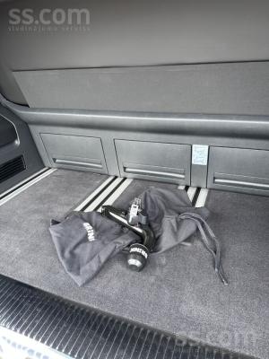 Brūns Volkswagen Multivan 2021 Rīga, ar dzinēja tilpumu 2.00 L un nobraukumu 84 tūkst. km par 49500 €, foto 14 vietnē AUTOMOTO.COM.LV