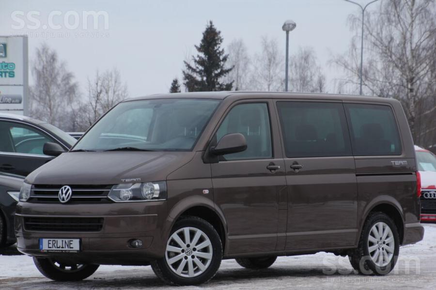 Brūns Volkswagen Multivan 2010 Tukums, ar dzinēja tilpumu 2.00 L un nobraukumu 270 tūkst. km par 16000 €, foto 1 vietnē AUTOMOTO.COM.LV