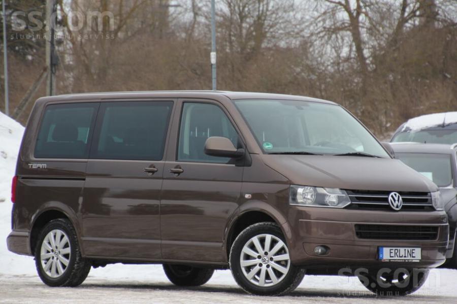 Brūns Volkswagen Multivan 2010 Tukums, ar dzinēja tilpumu 2.00 L un nobraukumu 270 tūkst. km par 16000 €, foto 4 vietnē AUTOMOTO.COM.LV
