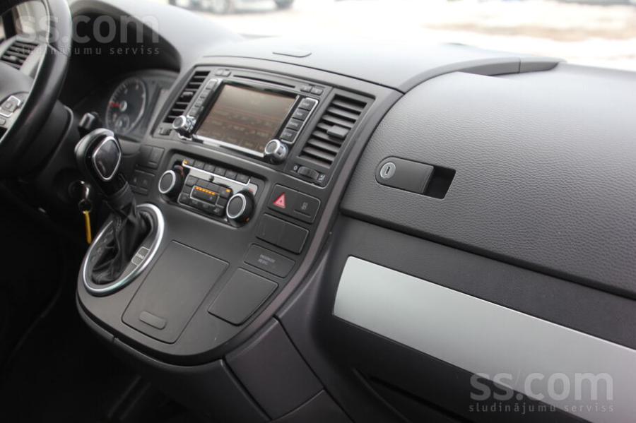 Brūns Volkswagen Multivan 2010 Tukums, ar dzinēja tilpumu 2.00 L un nobraukumu 270 tūkst. km par 16000 €, foto 9 vietnē AUTOMOTO.COM.LV
