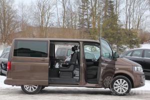 Brūns Volkswagen Multivan 2010 Tukums, ar dzinēja tilpumu 2.00 L un nobraukumu 270 tūkst. km par 16000 €, foto 17 vietnē AUTOMOTO.COM.LV