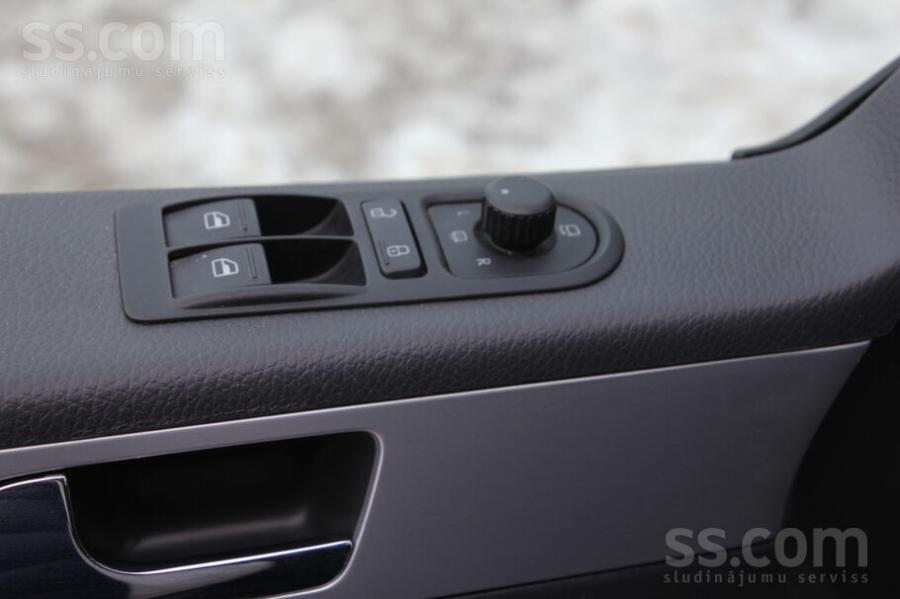 Brūns Volkswagen Multivan 2010 Tukums, ar dzinēja tilpumu 2.00 L un nobraukumu 270 tūkst. km par 16000 €, foto 20 vietnē AUTOMOTO.COM.LV