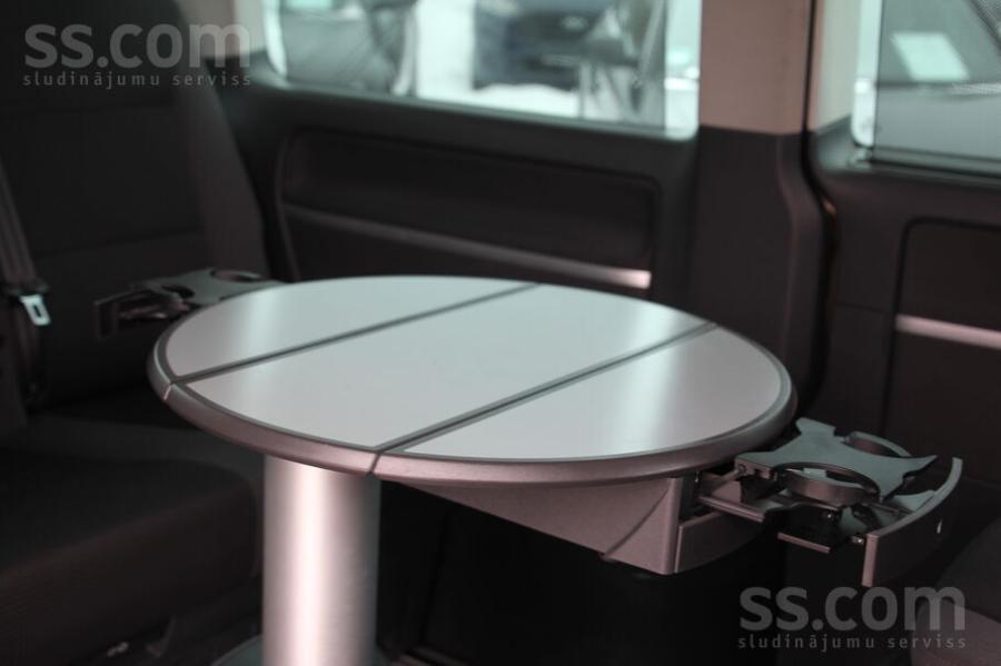 Brūns Volkswagen Multivan 2010 Tukums, ar dzinēja tilpumu 2.00 L un nobraukumu 270 tūkst. km par 16000 €, foto 26 vietnē AUTOMOTO.COM.LV