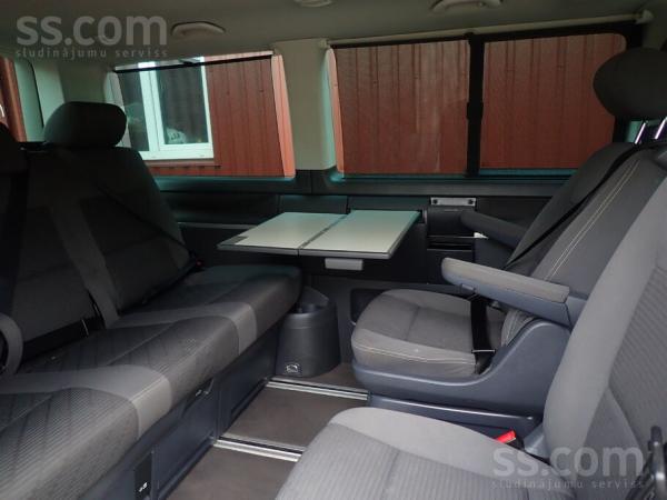 Brūns Volkswagen Multivan 2010 Liepāja, ar dzinēja tilpumu 2.00 L un nobraukumu 171 tūkst. km par 14450 €, foto 8 vietnē AUTOMOTO.COM.LV