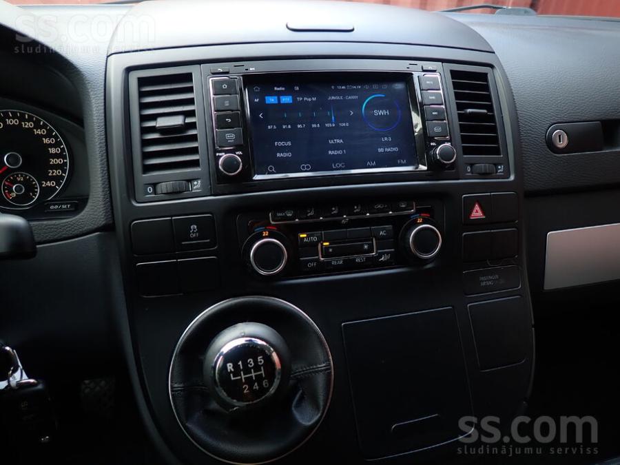 Brown Volkswagen Multivan 2010 in Liepaja, with an engine capacity of 2.00 L and mileage of 171 thousand km for 14450 €, photo 11 on AUTOMOTO.COM.LV