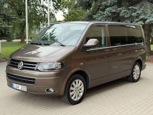 Brown Volkswagen Multivan 2010 in Kaunas, with an engine capacity of 1.97 L and mileage of 440 thousand km for 10300 €, photo 8 on AUTOMOTO.COM.LV