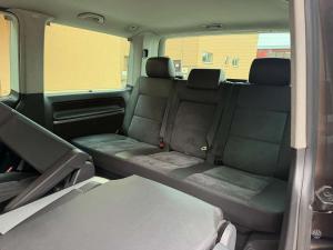 Brown Volkswagen Multivan 2010 in Kaunas, with an engine capacity of 1.97 L and mileage of 440 thousand km for 10300 €, photo 17 on AUTOMOTO.COM.LV