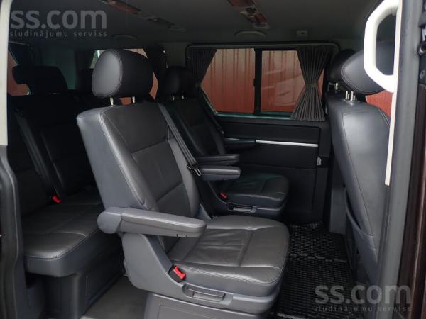 Brūns Volkswagen Multivan 2010 Liepāja, ar dzinēja tilpumu 2.00 L un nobraukumu 221 tūkst. km par 14550 €, foto 5 vietnē AUTOMOTO.COM.LV