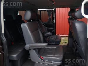 Brown Volkswagen Multivan 2010 in Liepaja, with an engine capacity of 2.00 L and mileage of 221 thousand km for 14550 €, photo 8 on AUTOMOTO.COM.LV