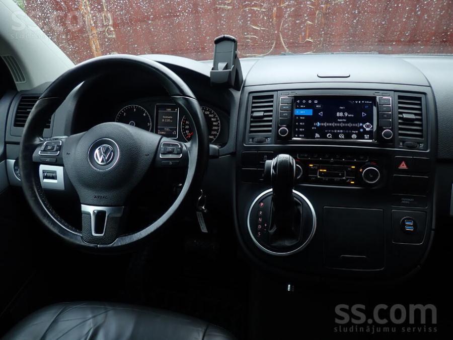 Brown Volkswagen Multivan 2010 in Liepaja, with an engine capacity of 2.00 L and mileage of 221 thousand km for 14550 €, photo 10 on AUTOMOTO.COM.LV