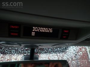 Brown Volkswagen Multivan 2010 in Liepaja, with an engine capacity of 2.00 L and mileage of 221 thousand km for 14550 €, photo 14 on AUTOMOTO.COM.LV