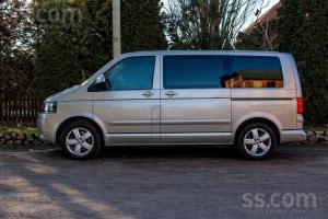 Brūns Volkswagen Multivan 2011 Jelgava, ar dzinēja tilpumu 2.00 L un nobraukumu 210 tūkst. km par 14996 €, foto 3 vietnē AUTOMOTO.COM.LV