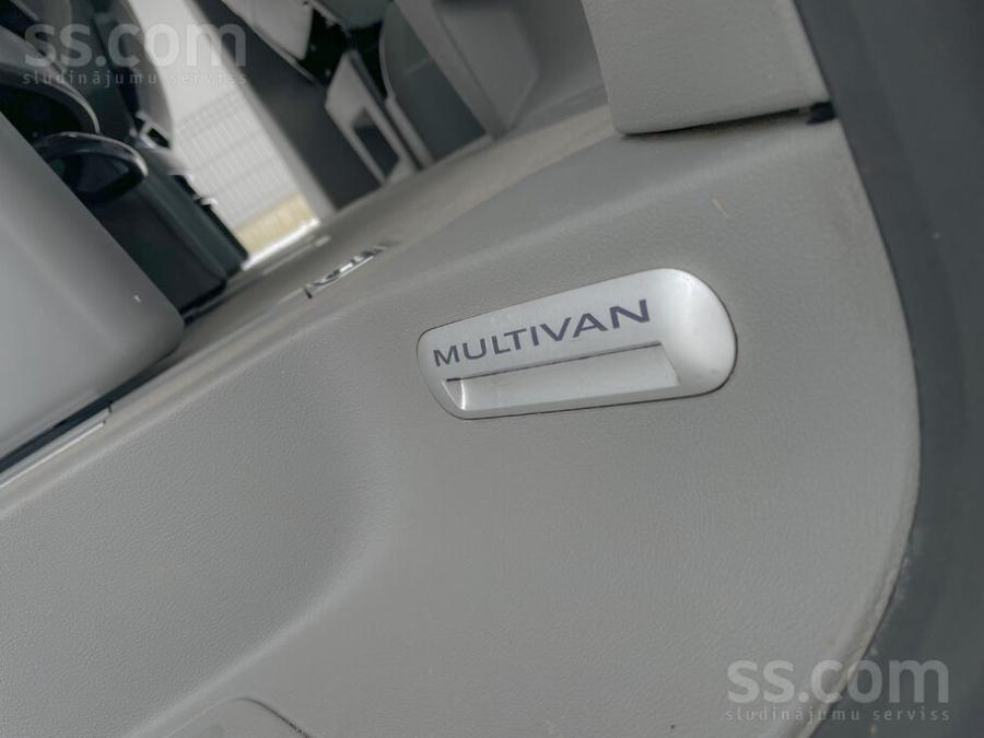 Brūns Volkswagen Multivan 2011 Jelgava, ar dzinēja tilpumu 2.00 L un nobraukumu 210 tūkst. km par 14996 €, foto 11 vietnē AUTOMOTO.COM.LV