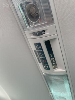 Brūns Volkswagen Multivan 2011 Jelgava, ar dzinēja tilpumu 2.00 L un nobraukumu 210 tūkst. km par 14996 €, foto 13 vietnē AUTOMOTO.COM.LV
