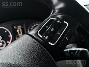 Brūns Volkswagen Multivan 2011 Jelgava, ar dzinēja tilpumu 2.00 L un nobraukumu 210 tūkst. km par 14996 €, foto 15 vietnē AUTOMOTO.COM.LV