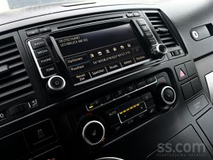 Brūns Volkswagen Multivan 2011 Jelgava, ar dzinēja tilpumu 2.00 L un nobraukumu 210 tūkst. km par 14996 €, foto 18 vietnē AUTOMOTO.COM.LV