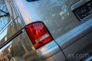 Brūns Volkswagen Multivan 2011 Jelgava, ar dzinēja tilpumu 2.00 L un nobraukumu 210 tūkst. km par 14996 €, foto 28 vietnē AUTOMOTO.COM.LV