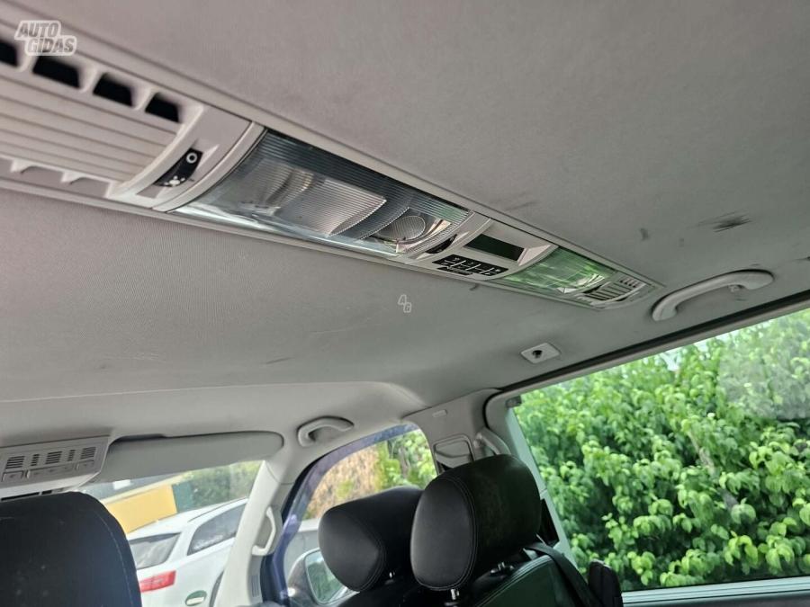 Brūns Volkswagen Multivan 2011 Kauņa, ar dzinēja tilpumu 2.00 L un nobraukumu 223 tūkst. km par 9500 €, foto 11 vietnē AUTOMOTO.COM.LV