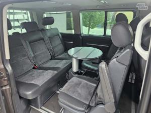 Brown Volkswagen Multivan 2011 in Kaunas, with an engine capacity of 2.00 L and mileage of 223 thousand km for 9500 €, photo 10 on AUTOMOTO.COM.LV