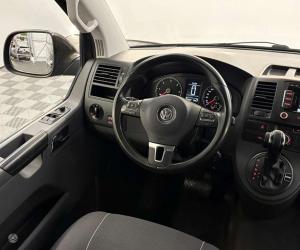 Brūns Volkswagen Multivan 2011 Marijampole, ar dzinēja tilpumu 1.97 L un nobraukumu 221 tūkst. km par 14999 €, foto 15 vietnē AUTOMOTO.COM.LV