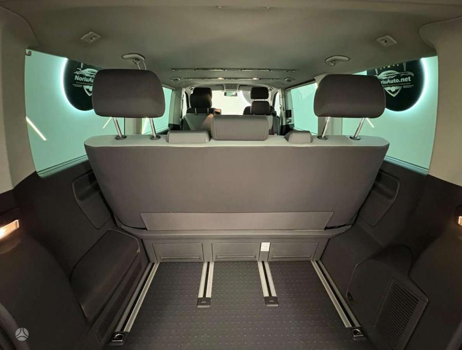 Brūns Volkswagen Multivan 2011 Marijampole, ar dzinēja tilpumu 1.97 L un nobraukumu 221 tūkst. km par 14999 €, foto 25 vietnē AUTOMOTO.COM.LV