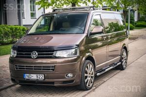 Brown Volkswagen Multivan 2013 in Riga, with an engine capacity of 2.00 L and mileage of 150 thousand km for 21990 €, photo  on AUTOMOTO.COM.LV