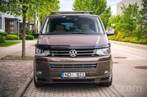 Brown Volkswagen Multivan 2013 in Riga, with an engine capacity of 2.00 L and mileage of 150 thousand km for 21990 €, photo 3 on AUTOMOTO.COM.LV