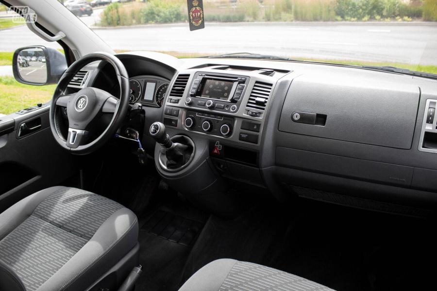 Brown Volkswagen Multivan 2013 in Kaunas, with an engine capacity of 2.00 L and mileage of 237 thousand km for 14300 €, photo 10 on AUTOMOTO.COM.LV