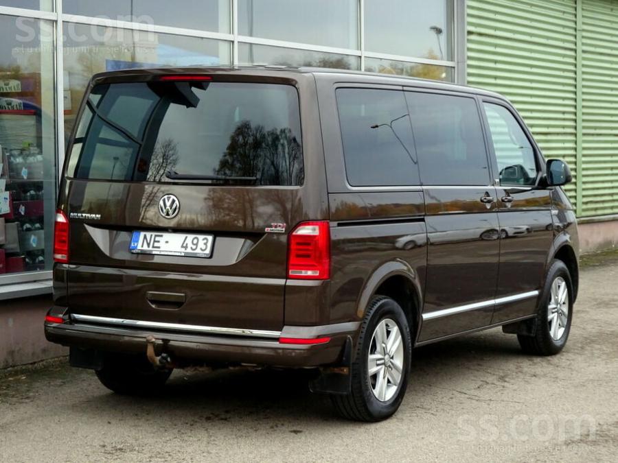Brūns Volkswagen Multivan 2015 Rīga, ar dzinēja tilpumu 2.00 L un nobraukumu 309 tūkst. km par 17900 €, foto 3 vietnē AUTOMOTO.COM.LV