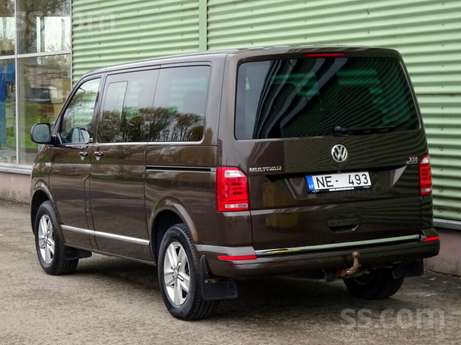 Brūns Volkswagen Multivan 2015 Rīga, ar dzinēja tilpumu 2.00 L un nobraukumu 309 tūkst. km par 17900 €, foto 5 vietnē AUTOMOTO.COM.LV