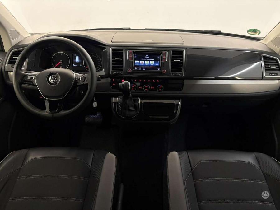 Brūns Volkswagen Multivan 2016 Marijampole, ar dzinēja tilpumu 1.97 L un nobraukumu 194 tūkst. km par 23999 €, foto 18 vietnē AUTOMOTO.COM.LV