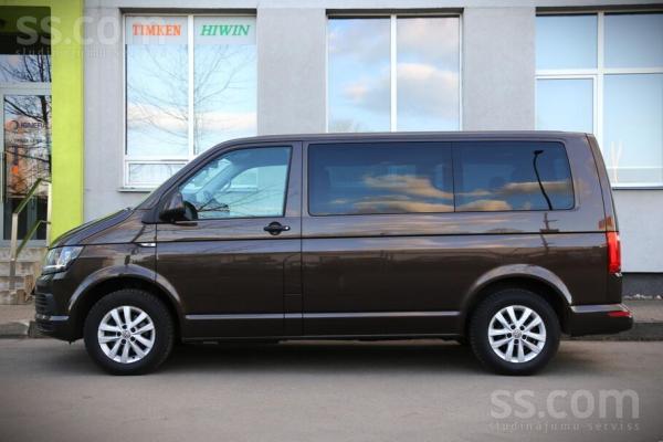 Brown Volkswagen Multivan 2017 in Riga, with an engine capacity of 2.00 L and mileage of 156 thousand km for 23995 €, photo 2 on AUTOMOTO.COM.LV