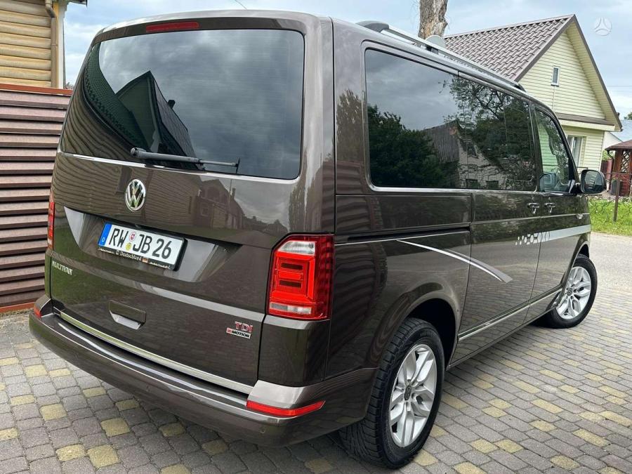 Brūns Volkswagen Multivan 2017 Viļņa, ar dzinēja tilpumu 1.97 L un nobraukumu 215 tūkst. km par 27755 €, foto 6 vietnē AUTOMOTO.COM.LV