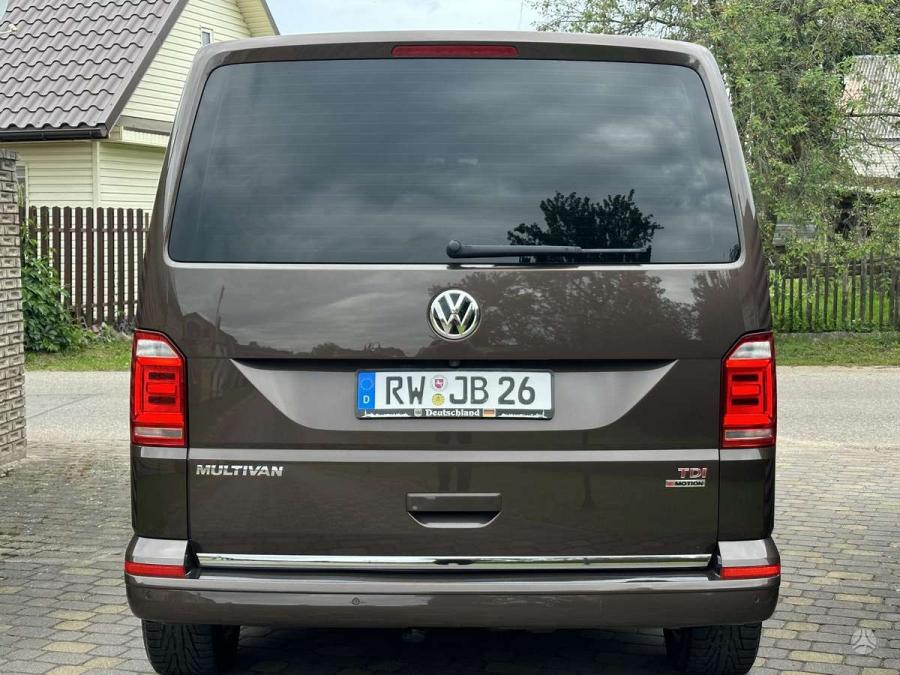Brūns Volkswagen Multivan 2017 Viļņa, ar dzinēja tilpumu 1.97 L un nobraukumu 215 tūkst. km par 27755 €, foto 9 vietnē AUTOMOTO.COM.LV