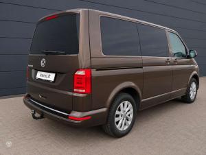 Brown Volkswagen Multivan 2018 in Vilnius, with an engine capacity of 1.97 L and mileage of 191 thousand km for 23990 €, photo 6 on AUTOMOTO.COM.LV