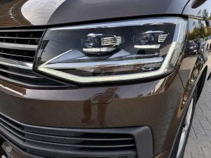 Brown Volkswagen Multivan 2018 in Vilnius, with an engine capacity of 1.97 L and mileage of 191 thousand km for 23990 €, photo 24 on AUTOMOTO.COM.LV