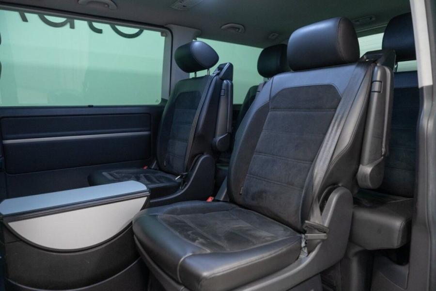 Brūns Volkswagen Multivan 2019 Viļņa, ar dzinēja tilpumu 2.00 L un nobraukumu 131 tūkst. km par 32150 €, foto 11 vietnē AUTOMOTO.COM.LV
