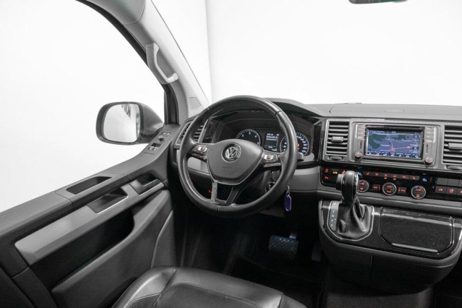 Brūns Volkswagen Multivan 2019 Viļņa, ar dzinēja tilpumu 2.00 L un nobraukumu 131 tūkst. km par 32150 €, foto 16 vietnē AUTOMOTO.COM.LV
